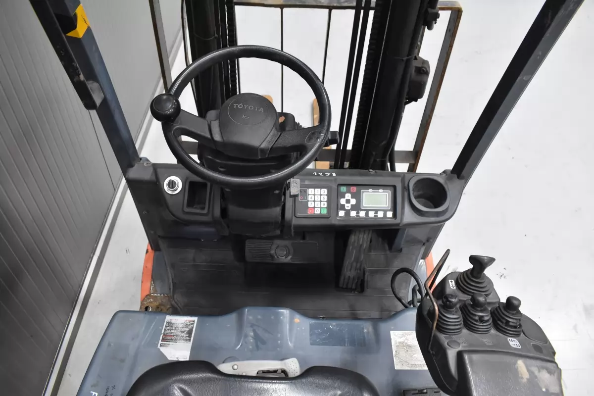 DER BILLIGSTE STAPLER | CHUF.com