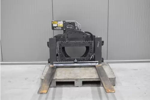P1026 P1026 - Fork positioner with 360° rotator and side shift | CHUF.com