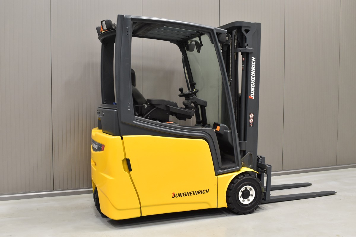 Jungheinrich Forklift