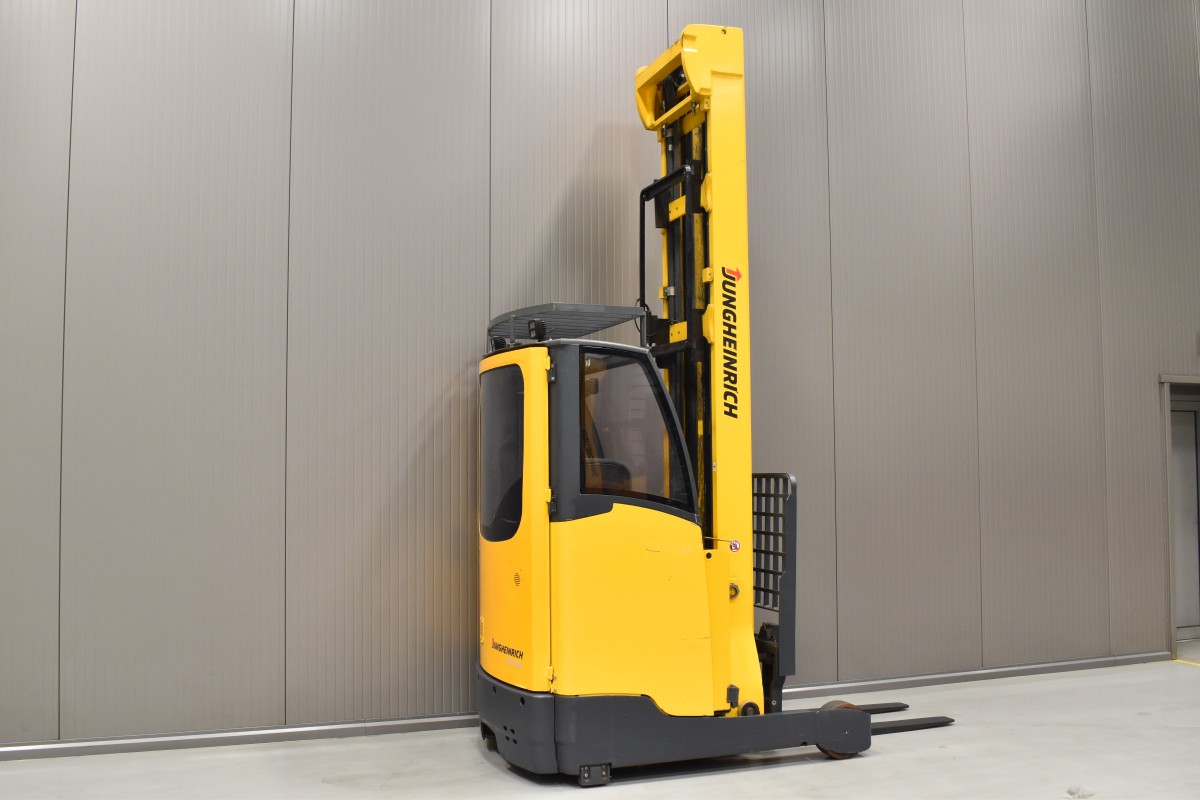 Reach truck JUNGHEINRICH ETV 214 31741 | CHEAP USED FORKLIFTS