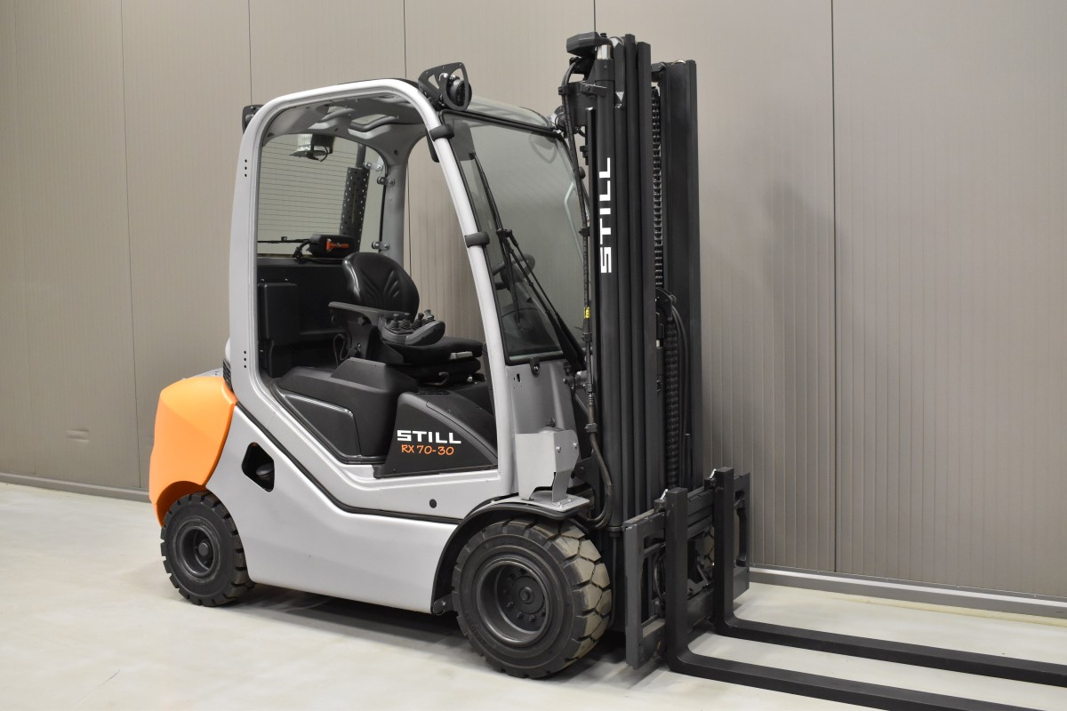 4-wheeled STILL RX 70-30 33463 | CHEAP USED FORKLIFTS