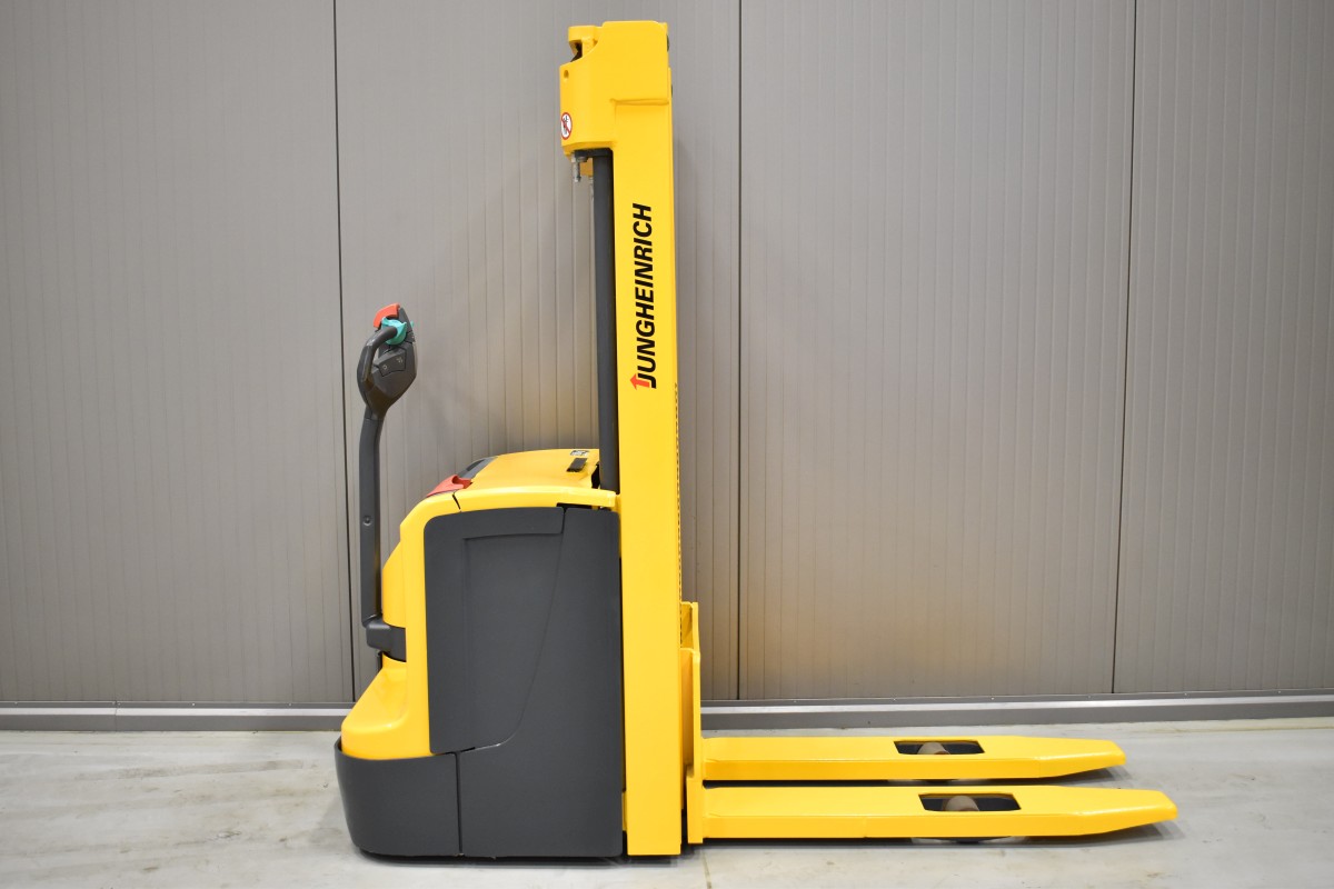 Electric stacker JUNGHEINRICH EJC 214 34229 | CHEAP USED FORKLIFTS