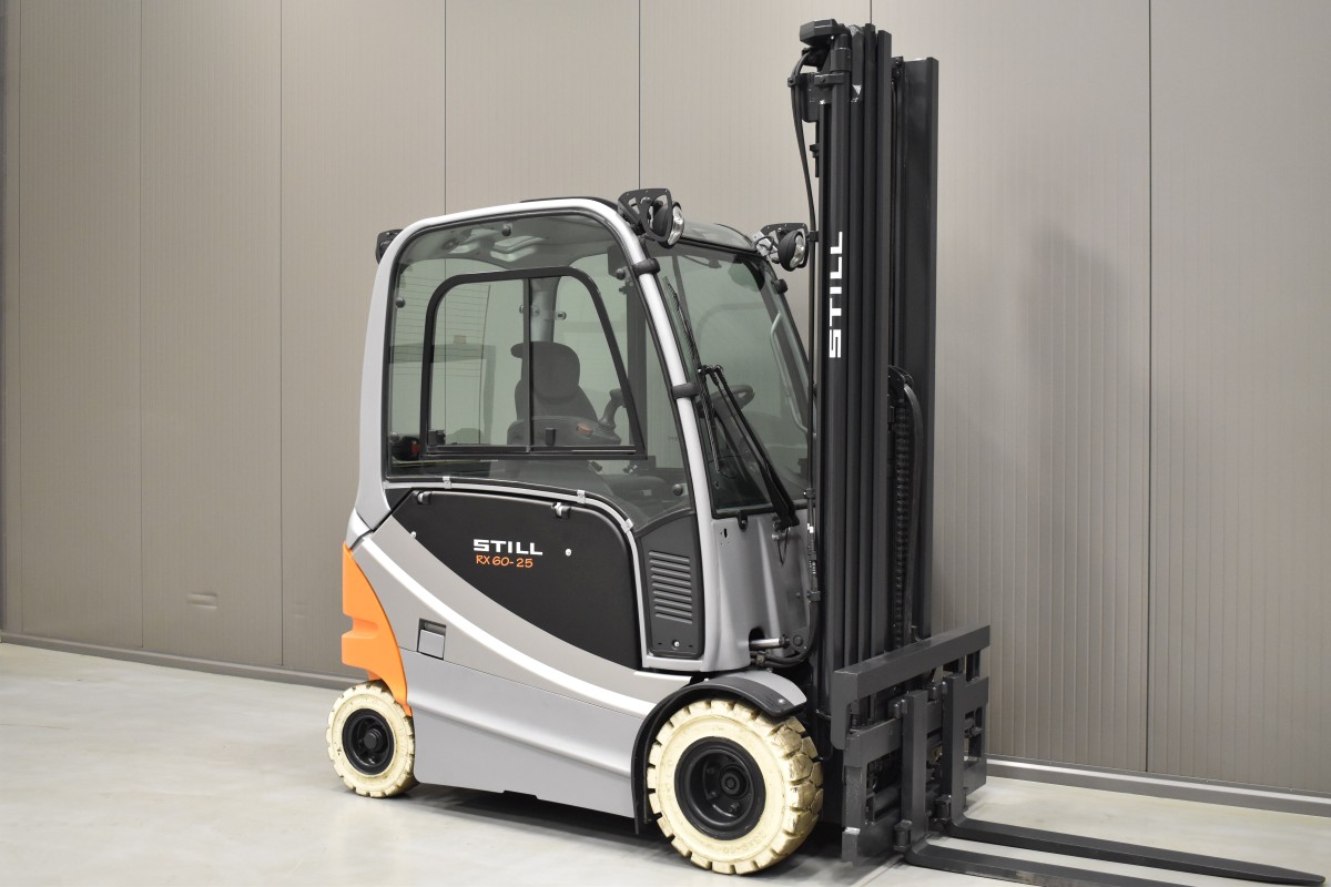 Czołowy wózek widłowy 4 kołowy STILL RX 60-25 34581 | Najtańsze wózki - VZV