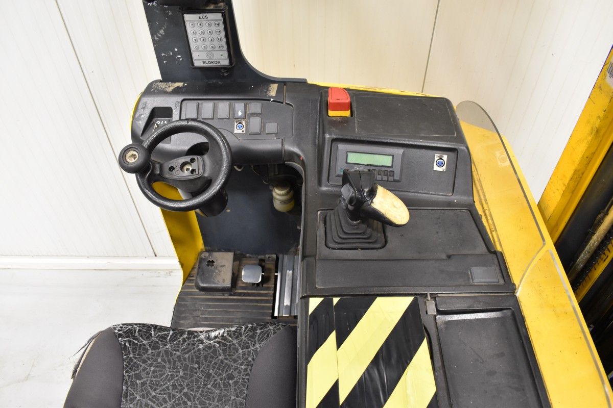 Reach truck JUNGHEINRICH ETV 320 34916 | CHEAP USED FORKLIFTS