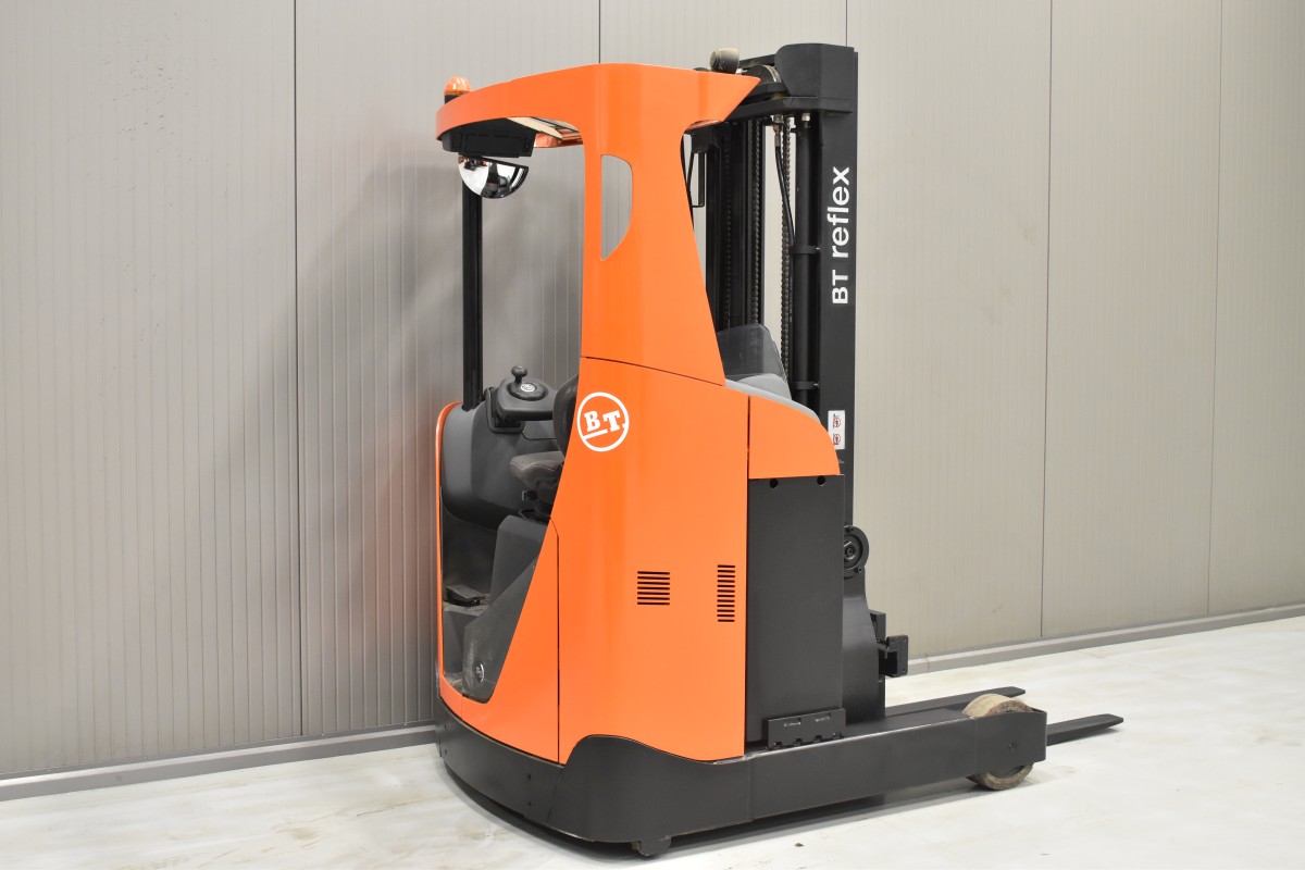 Wózek wysokiego składowania BT RRE 160 35421 | Najtańsze wózki - VZV