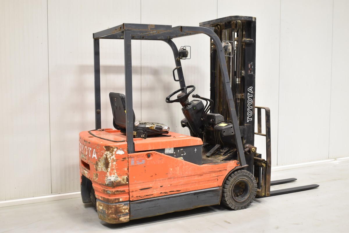 4-wheeled TOYOTA 5FBE18 35848 | CHEAP USED FORKLIFTS