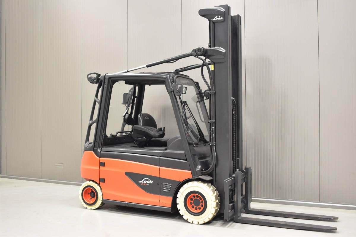 Complete offer of forklifts | CHEAP USED FORKLIFTS