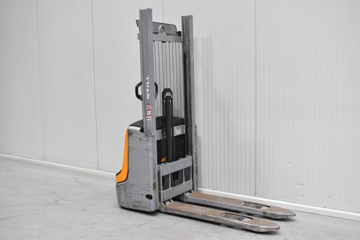 Complete offer of forklifts | CHEAP USED FORKLIFTS