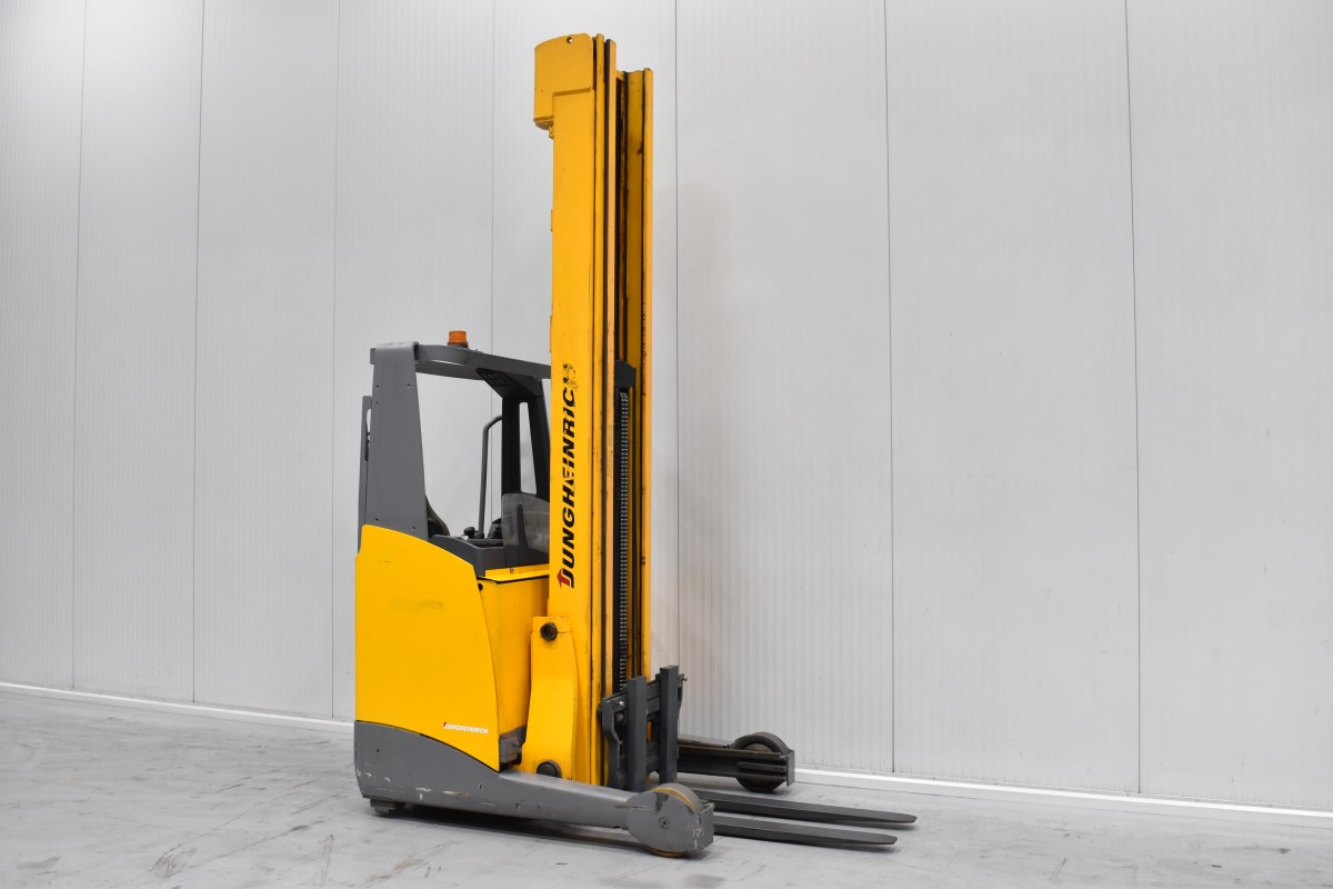 Complete offer of forklifts | CHEAP USED FORKLIFTS