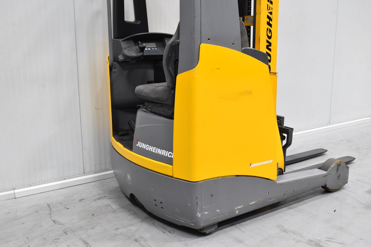 Complete offer of forklifts | CHEAP USED FORKLIFTS