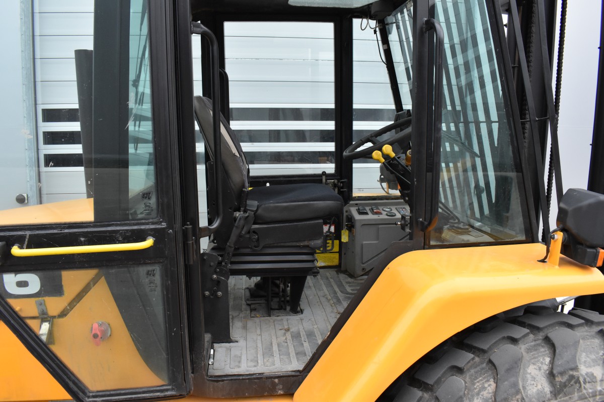 Complete offer of forklifts | CHEAP USED FORKLIFTS