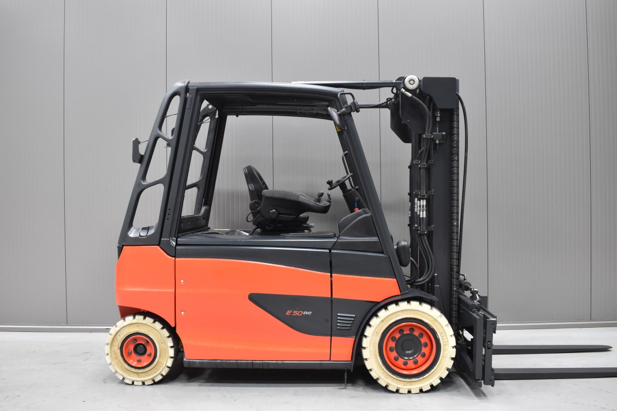 Complete offer of forklifts | CHEAP USED FORKLIFTS