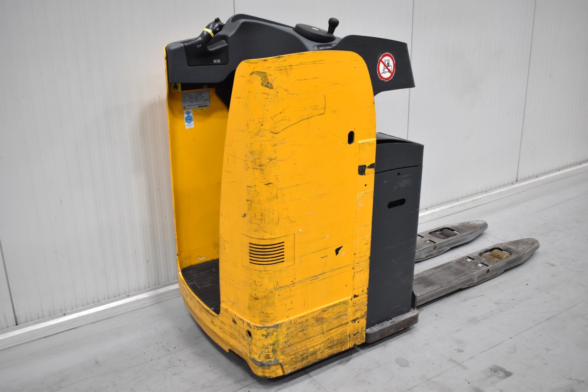 Complete offer of forklifts | CHEAP USED FORKLIFTS