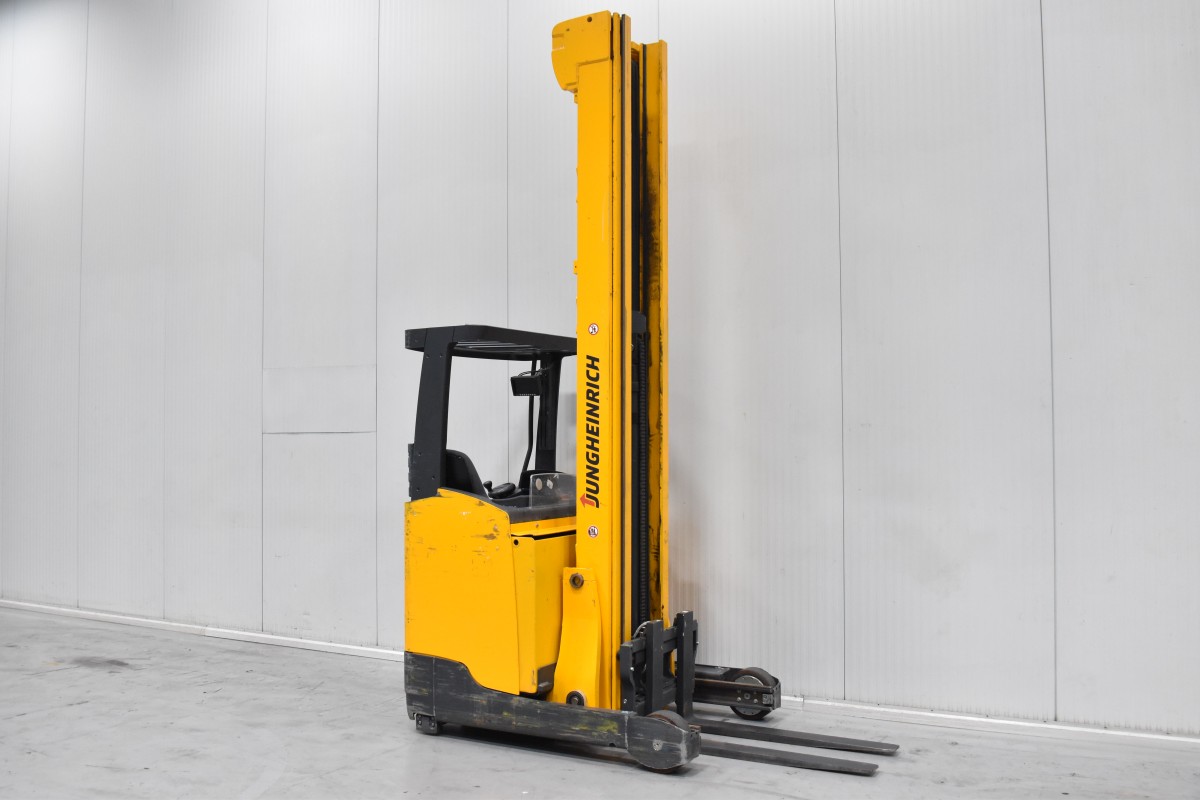 Complete offer of forklifts | CHEAP USED FORKLIFTS