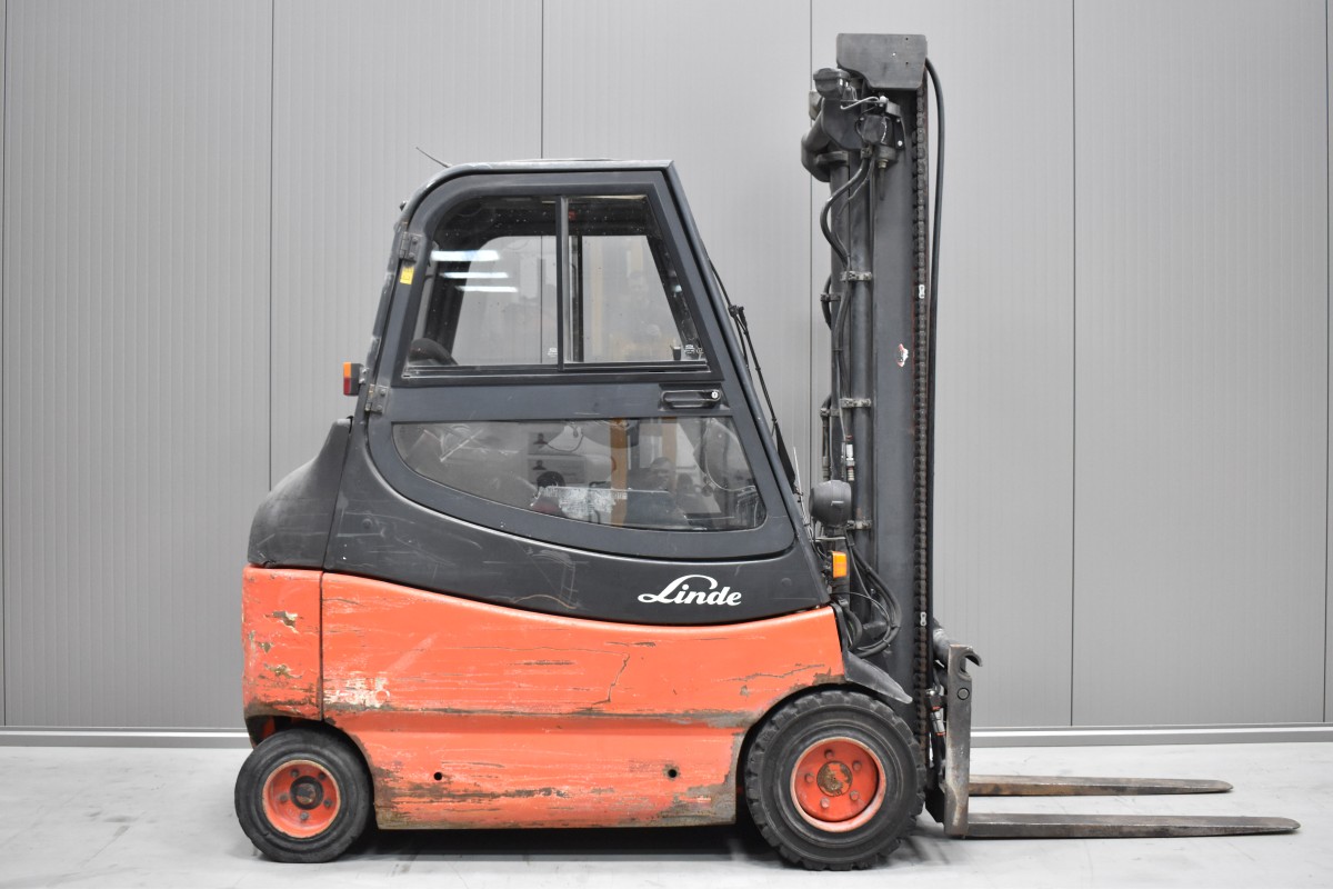 Complete offer of forklifts | CHEAP USED FORKLIFTS