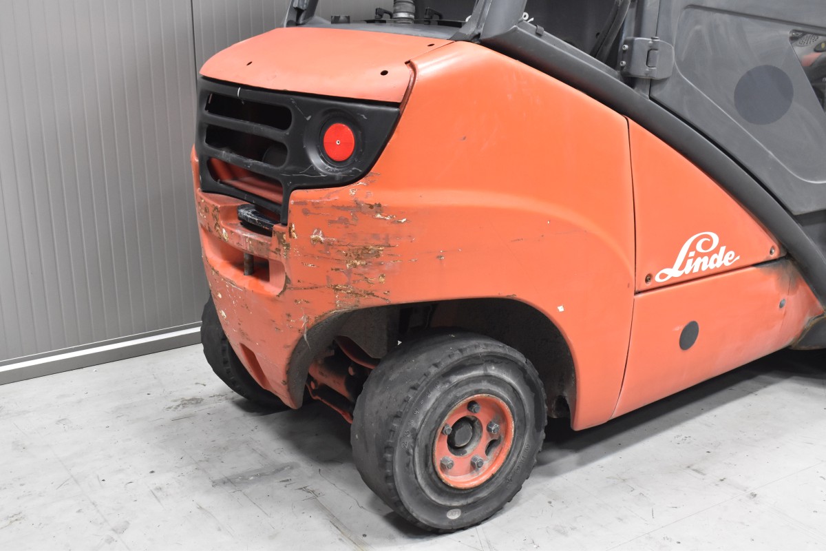 Complete offer of forklifts | CHEAP USED FORKLIFTS