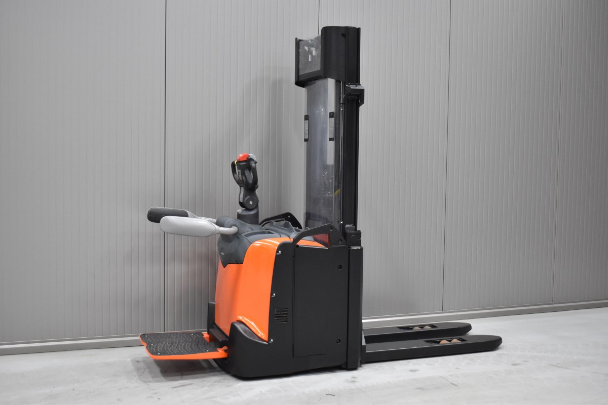 Complete offer of forklifts | 便宜的二手叉车